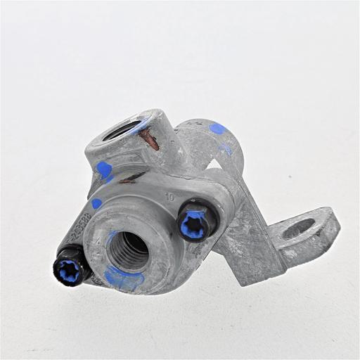 278615BXW Kenworth | Double Check Valve 3 Port | Source One Parts Center
