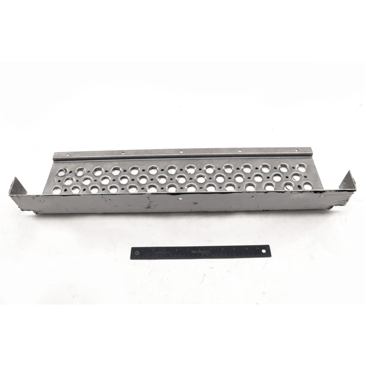 N82-1099 Kenworth | Battery Box Step | Source One Parts Center
